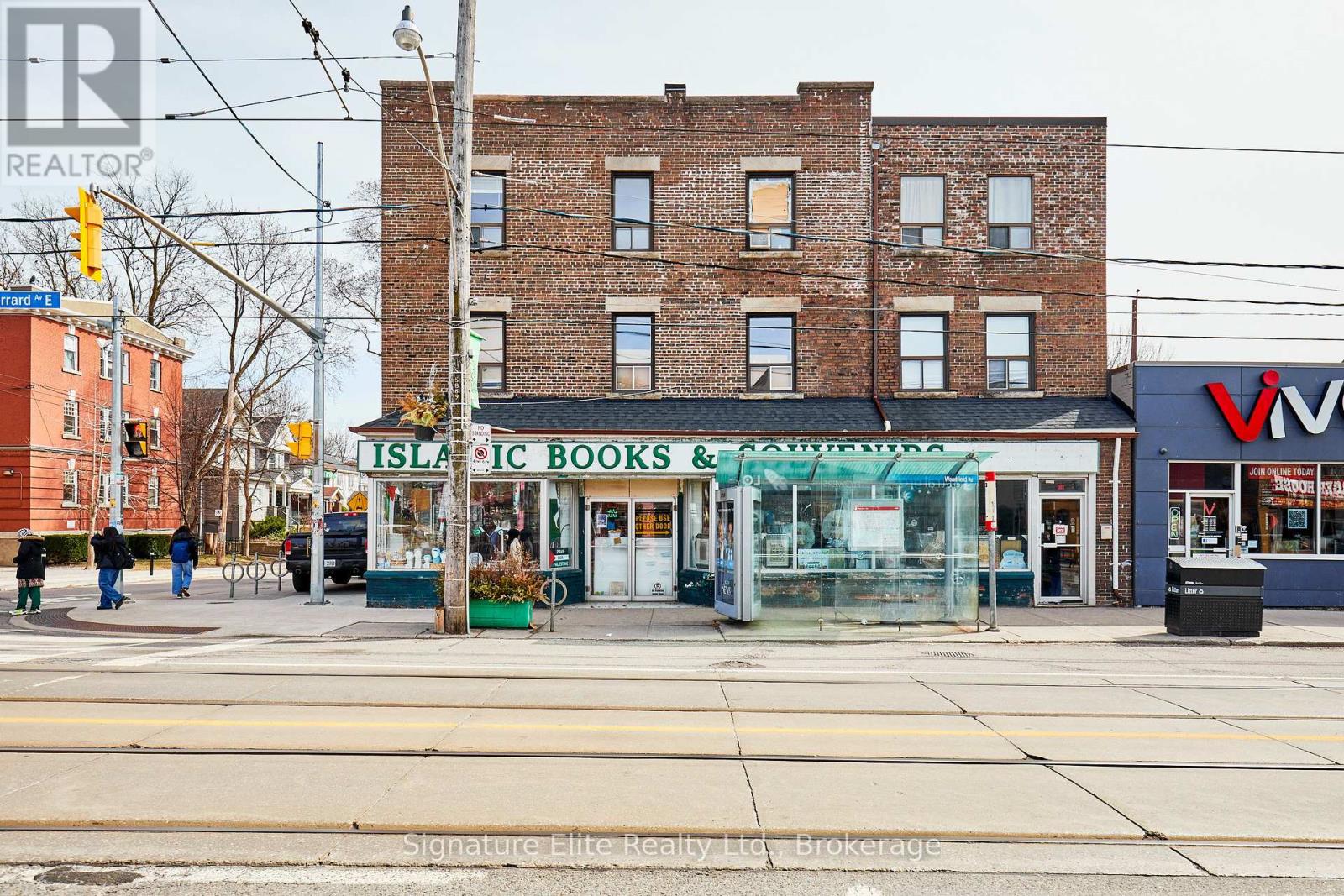 For sale: 1395 GERRARD STREET E, Toronto (Greenwood-Coxwell), Ontario ...