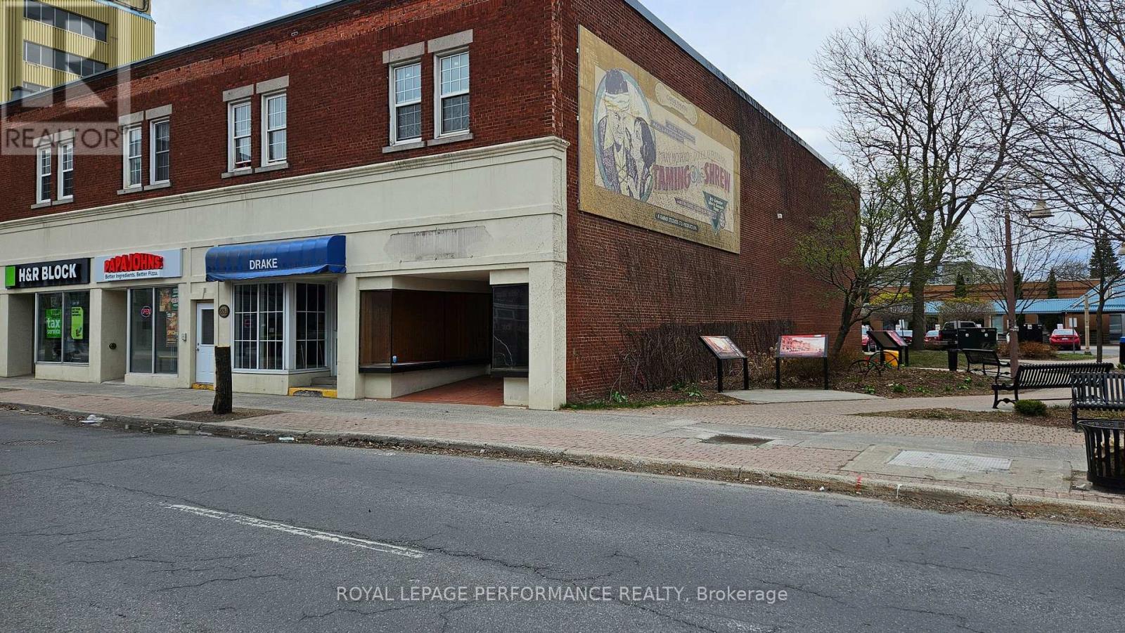 For rent: 228 PITT STREET, Cornwall (Cornwall), Ontario K6J3P6 ...