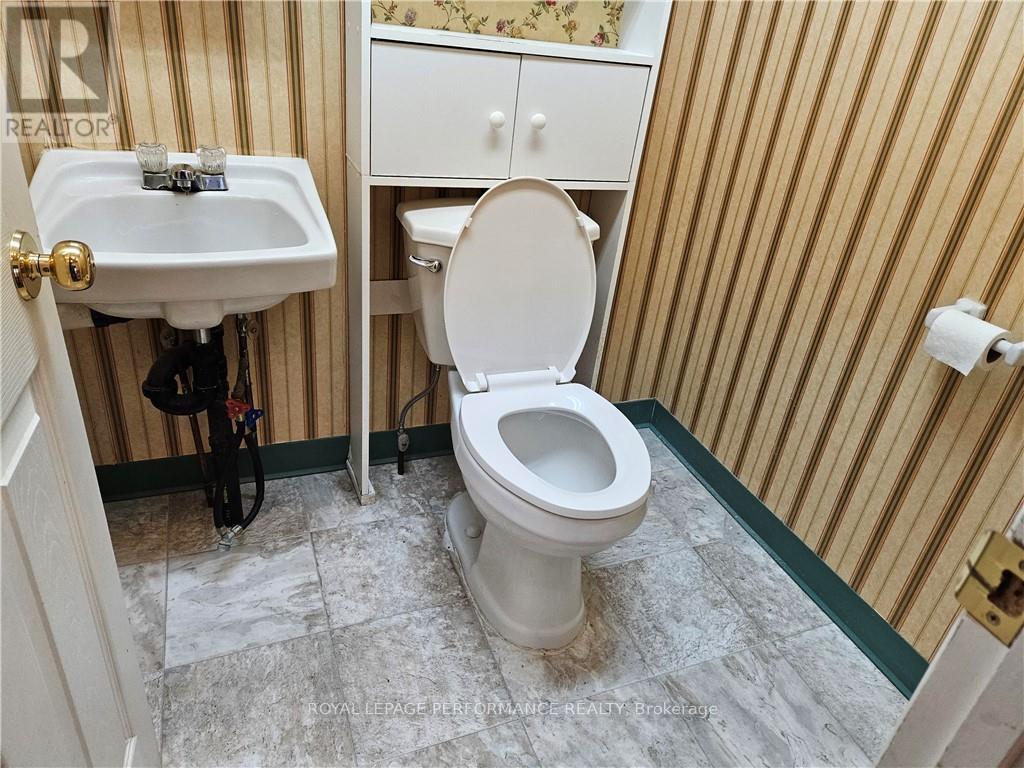 For rent: 228 PITT STREET, Cornwall (Cornwall), Ontario K6J3P6 ...