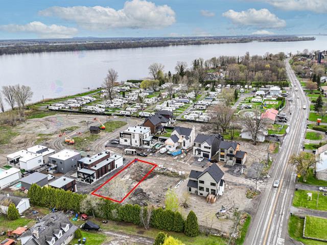 For sale: 1648 Rue Notre-Dame, #3, Saint-Sulpice, Quebec J5W3V5 ...