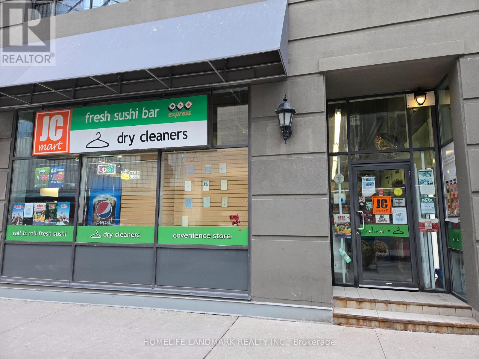 For sale: 132-134 SIMCOE STREET, Toronto (Waterfront Communities ...