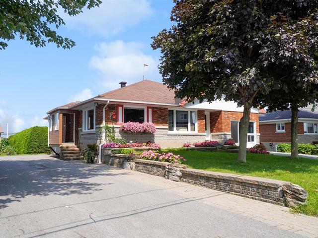 For sale: 765 Ch. du Bord-de-l'Eau, Saint-Sulpice, Quebec J5W4K8 ...