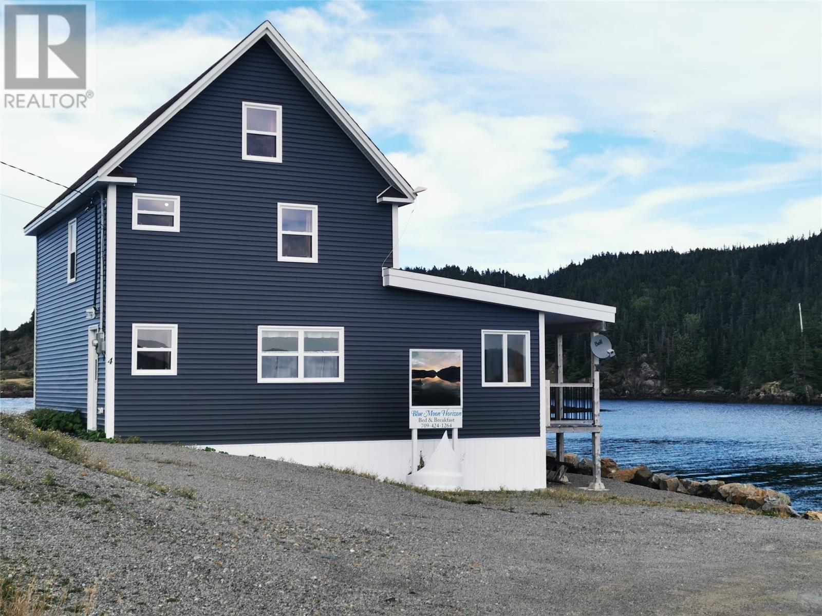 For sale: 4 Main Street, Herring Neck, Newfoundland & Labrador A0G2R0 ...