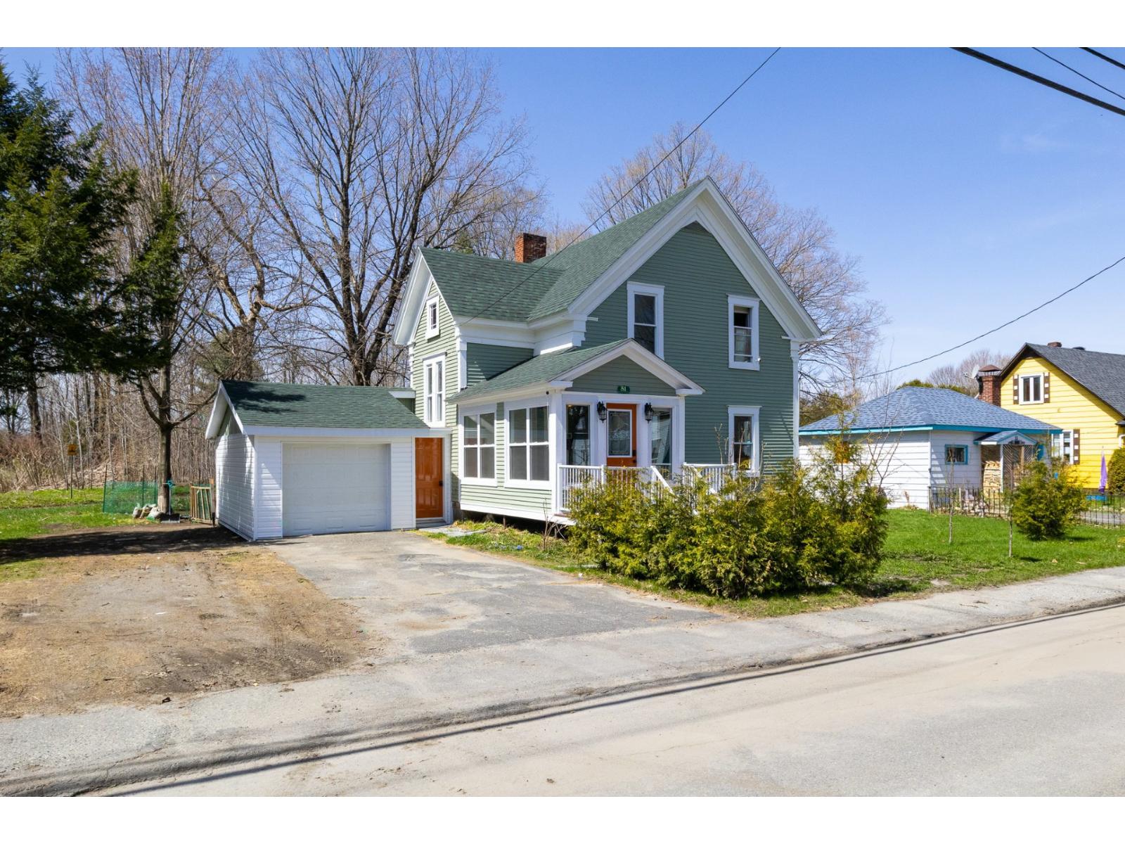 À vendre : 51 Rue Principale, Stanstead - Ville, Québec J0B1E0 ...