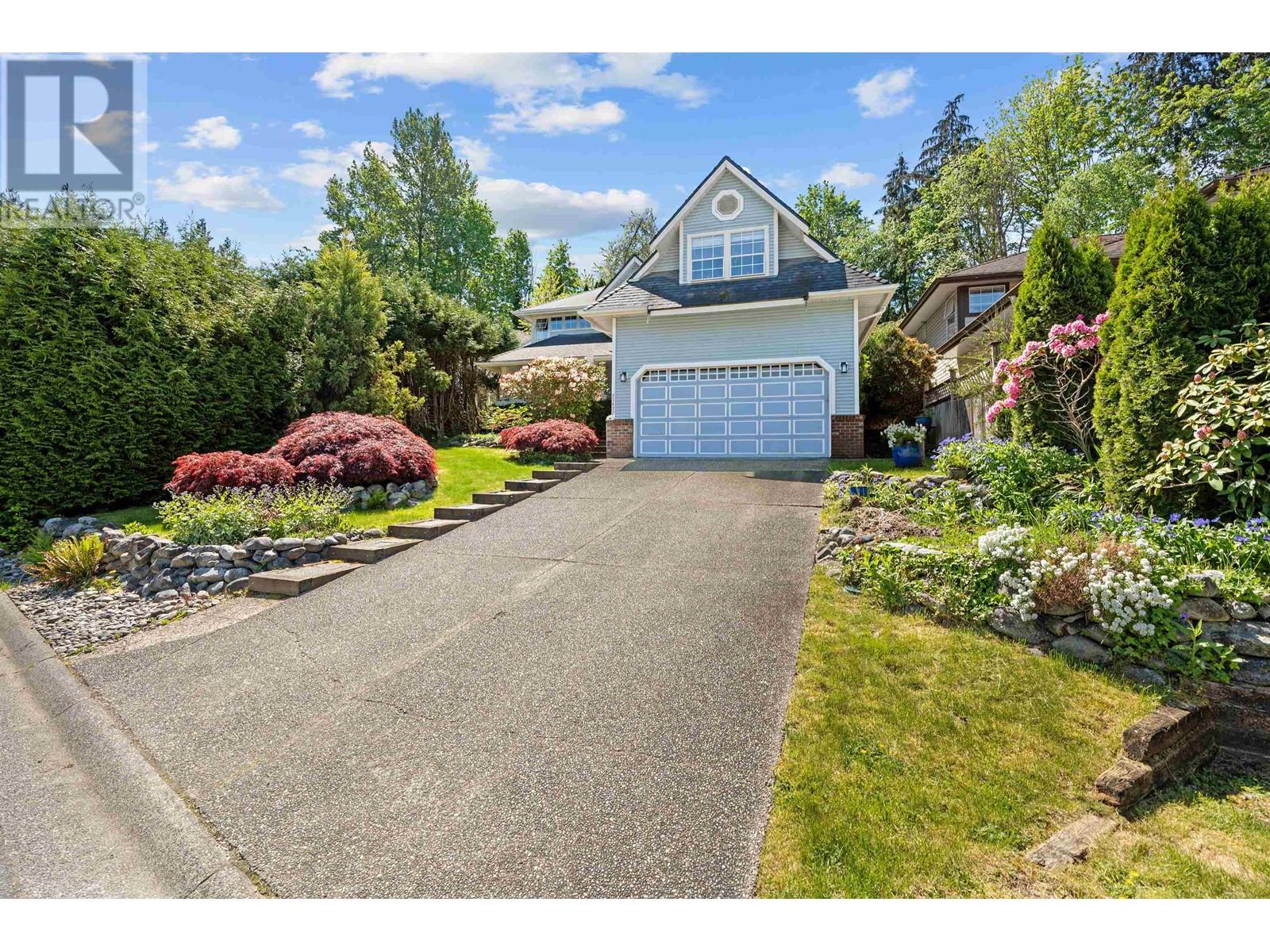 For sale: 23622 108 LOOP, Maple Ridge, British Columbia V2W1B2 ...