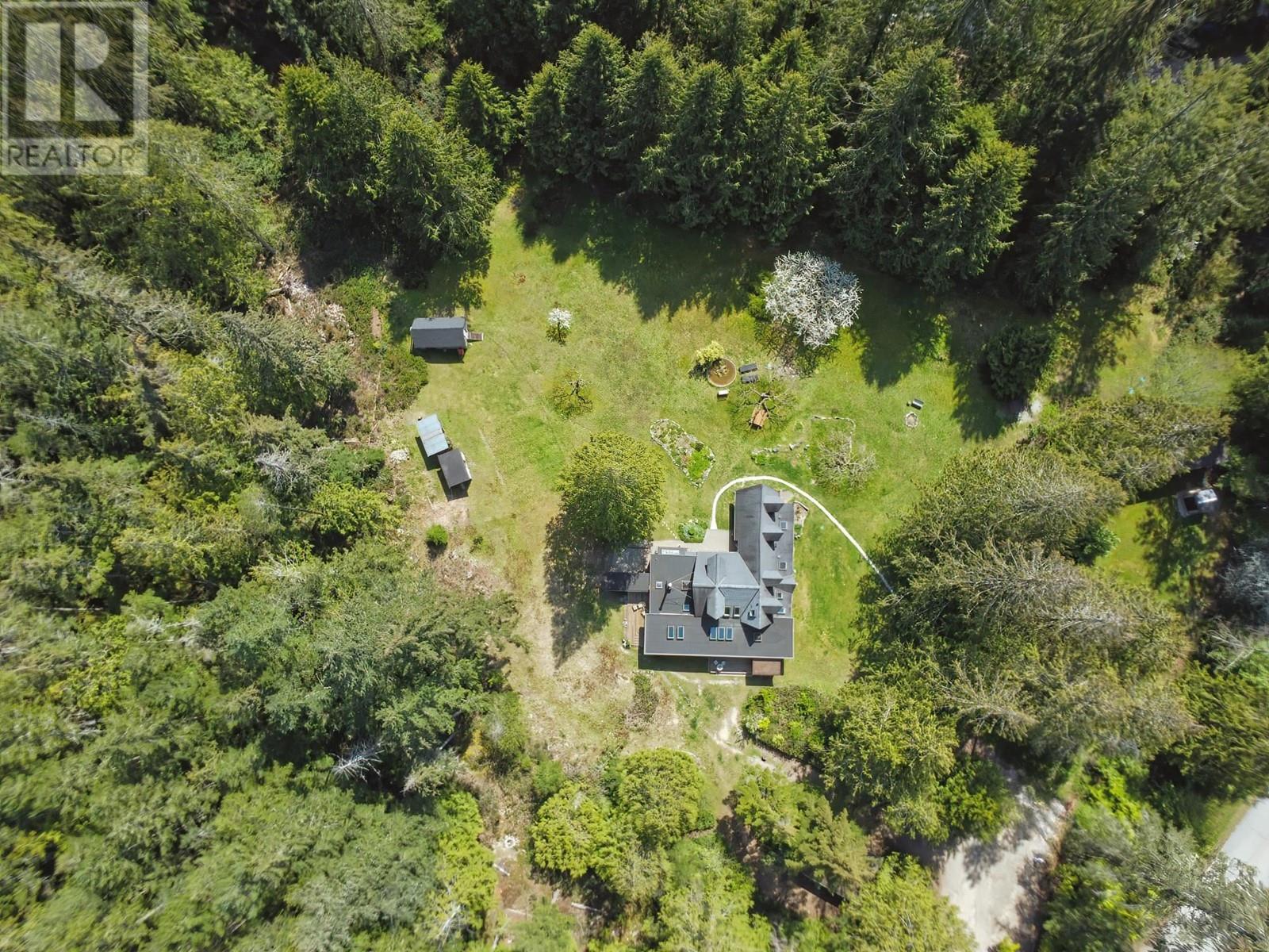 For sale: 1546 LOCKYER ROAD, Roberts Creek, British Columbia V0N2W1 ...