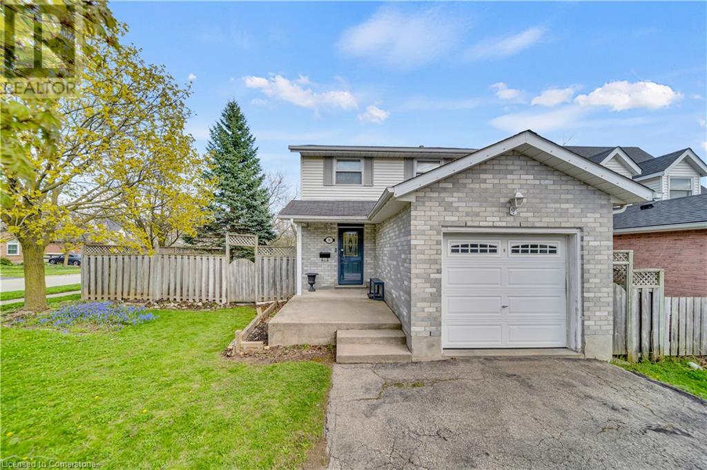 À vendre : 16 MOSS Place, Guelph, Ontario N1G4V1 - 40725301 | REALTOR.ca