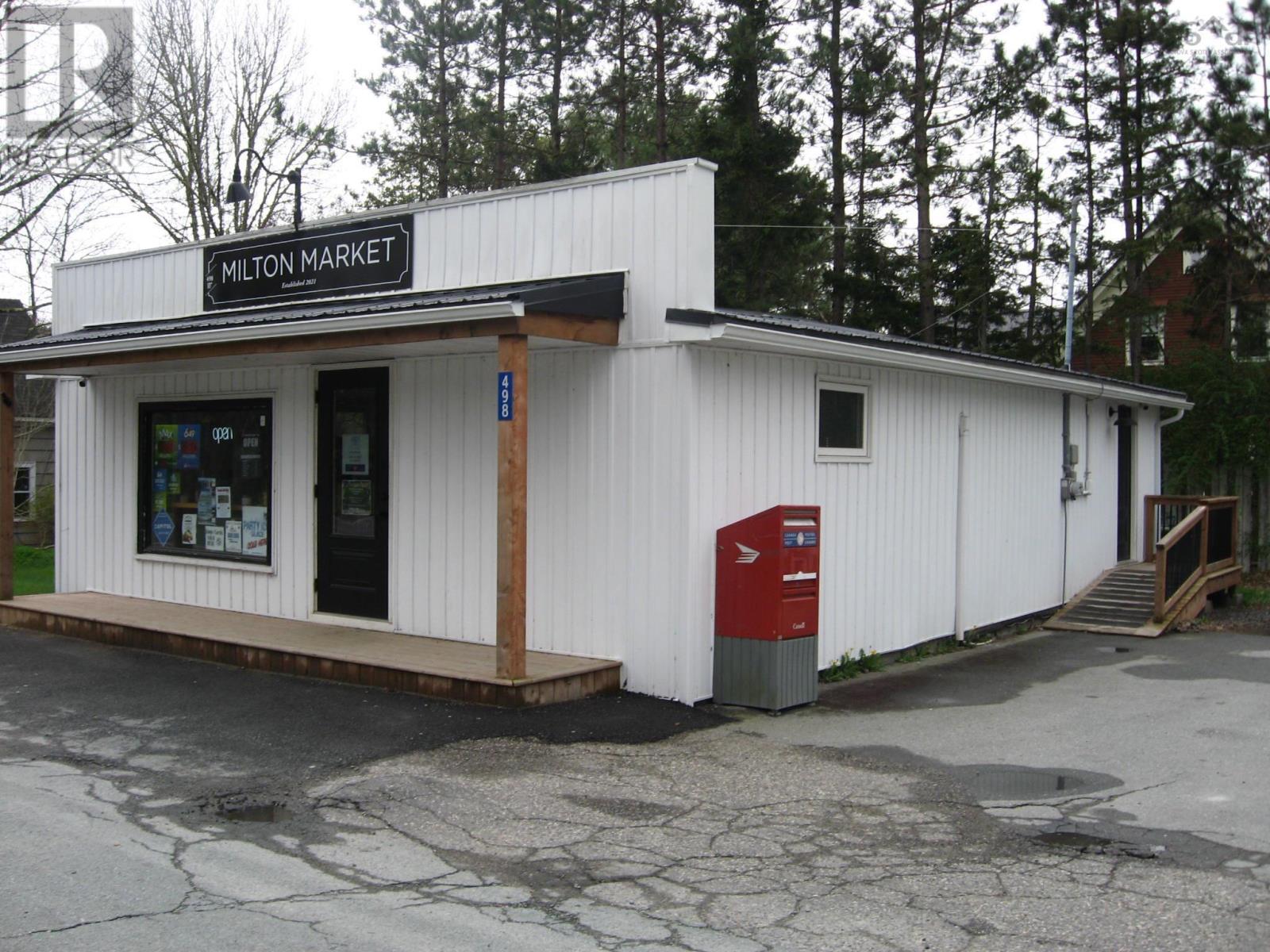 For sale: 498 Highway 8, Milton, Nova Scotia B0T1P0 - 202510306 ...