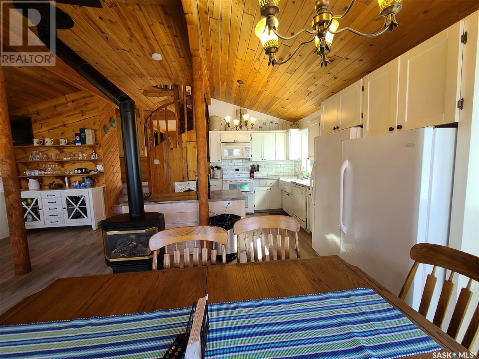 For sale: 2424 Spruce CRESCENT, Turtle View, Saskatchewan S0M1J0 ...