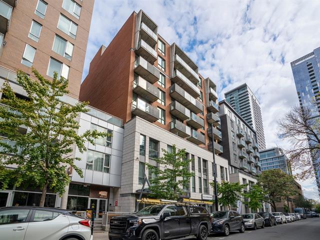 For rent: 1199 Rue Bishop, #902, Montréal (Ville-Marie), Quebec H3G2E3 ...