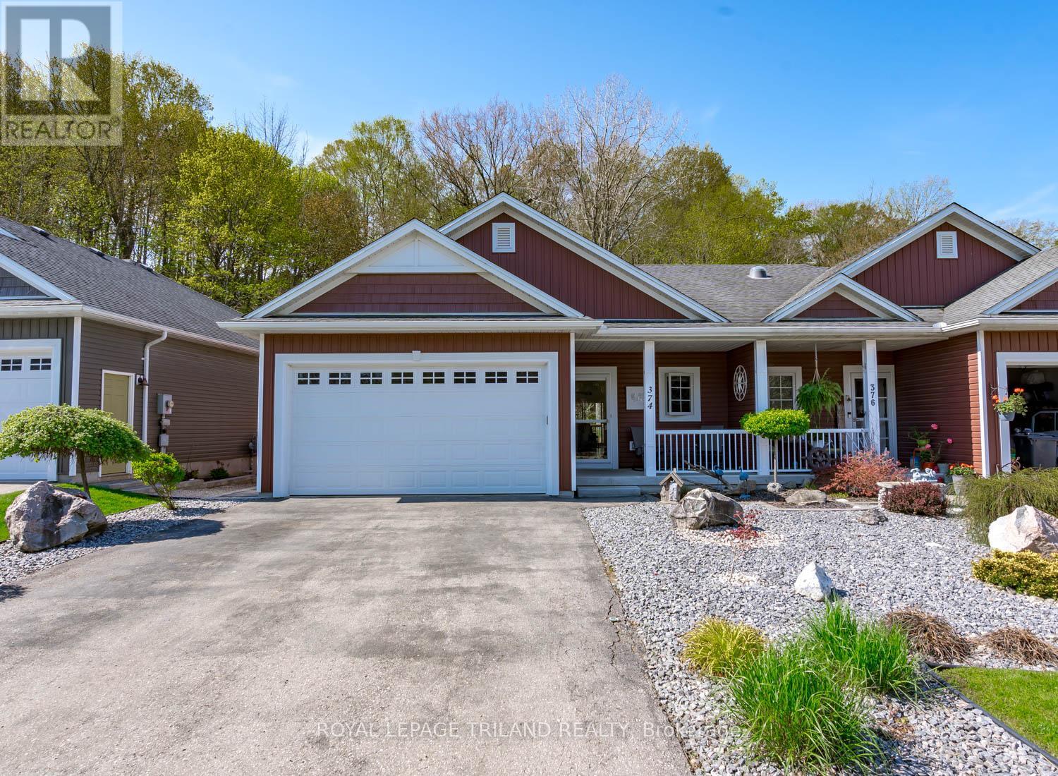 À vendre : 374 GEORGE STREET, Central Elgin, Ontario N5L1G4 - X12146579 ...