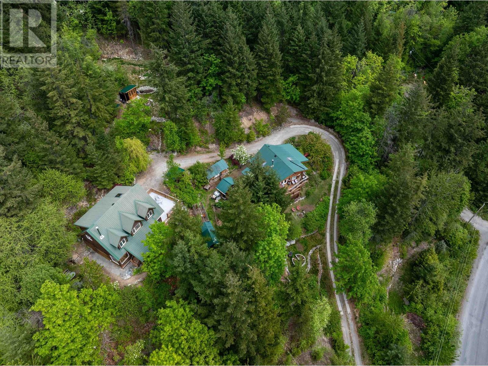 For sale: 1737 REID ROAD, Pemberton, British Columbia V0N2K0 - R3002987 ...