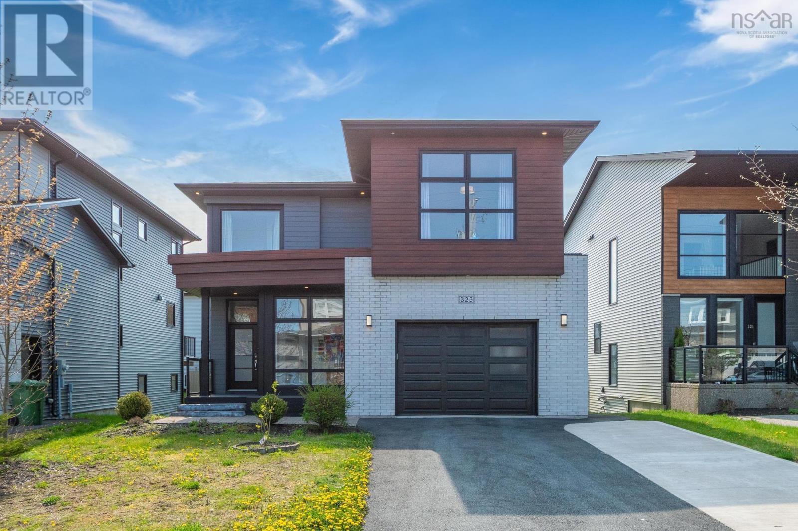 For sale: 325 Transom Drive, Halifax, Nova Scotia B3M4T8 - 202511189 ...