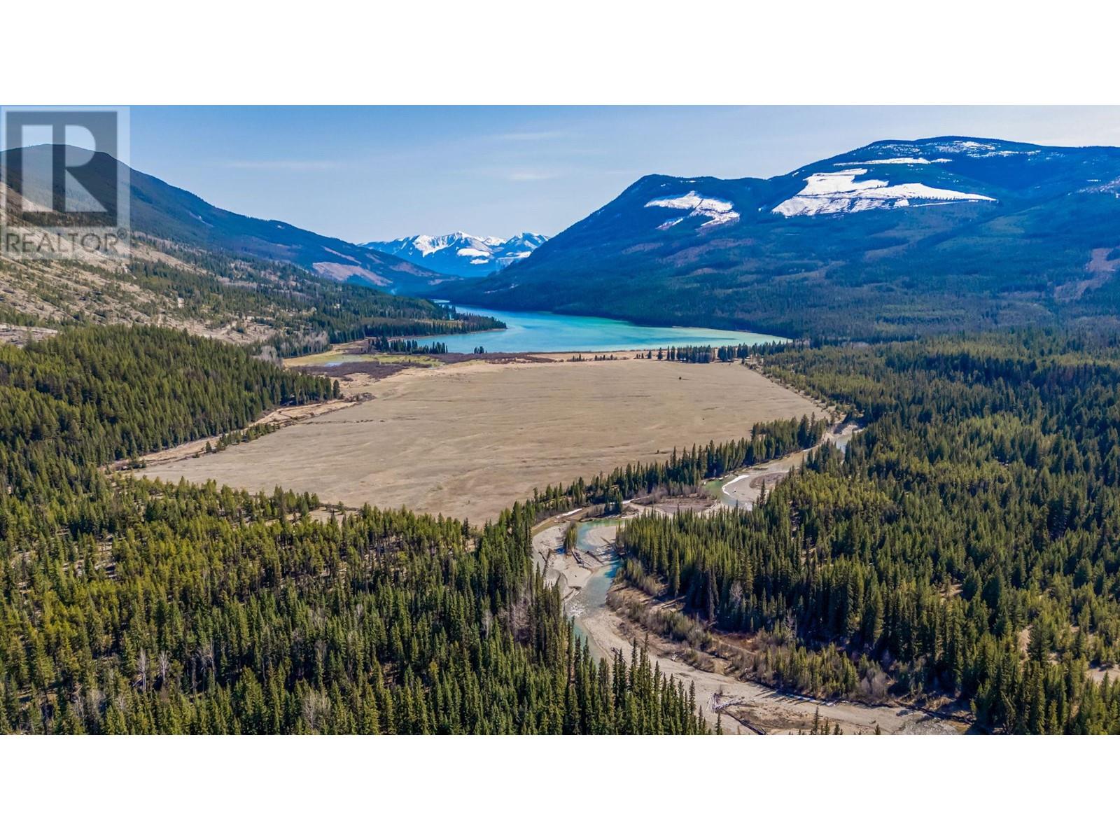 For sale: 6800 Findlay Whitetail Lake Road, Kootenay Bay, British ...