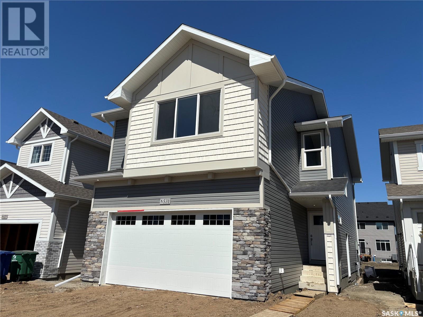 For sale: 947 Traeger MANOR, Saskatoon, Saskatchewan S7W0L8 - SK006055 ...