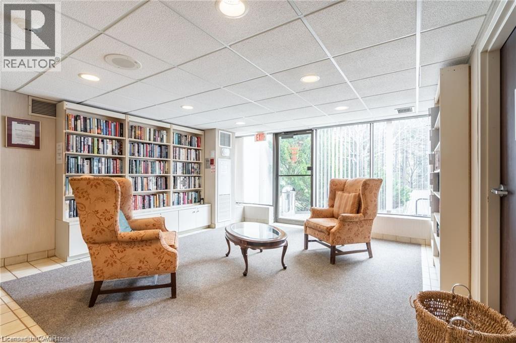 For sale: 3650 KANEFF Crescent Unit# 2302, Mississauga, Ontario L5A4A1 ...