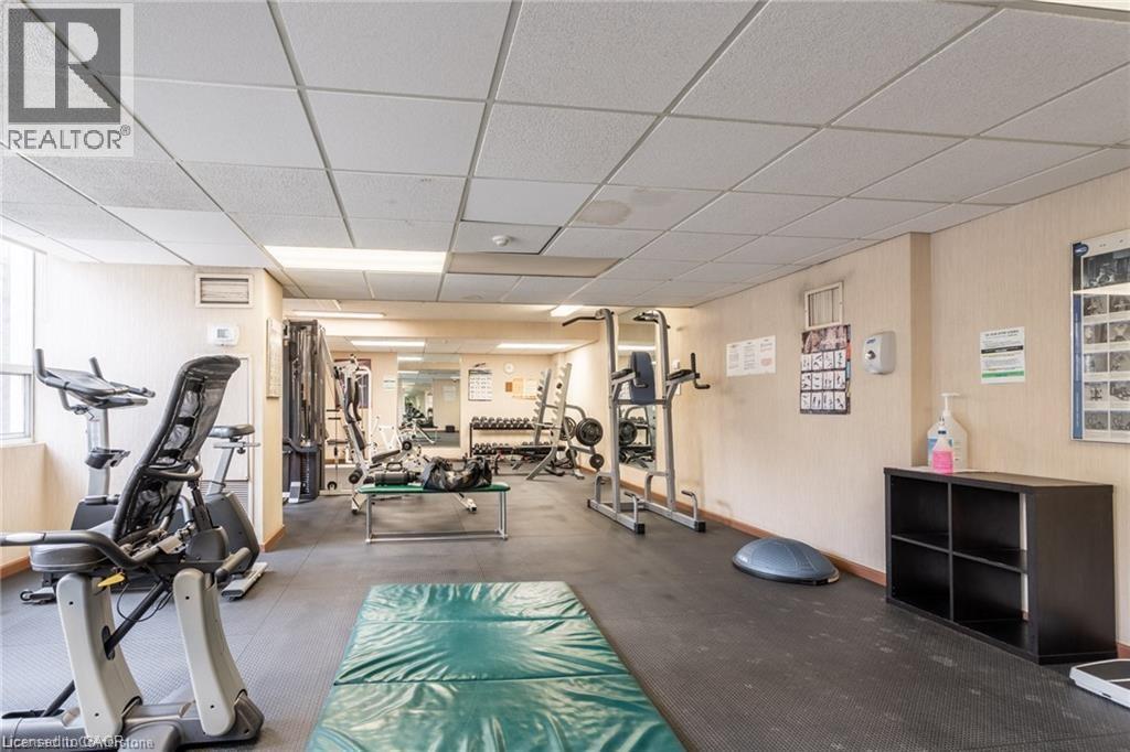 For sale: 3650 KANEFF Crescent Unit# 2302, Mississauga, Ontario L5A4A1 ...