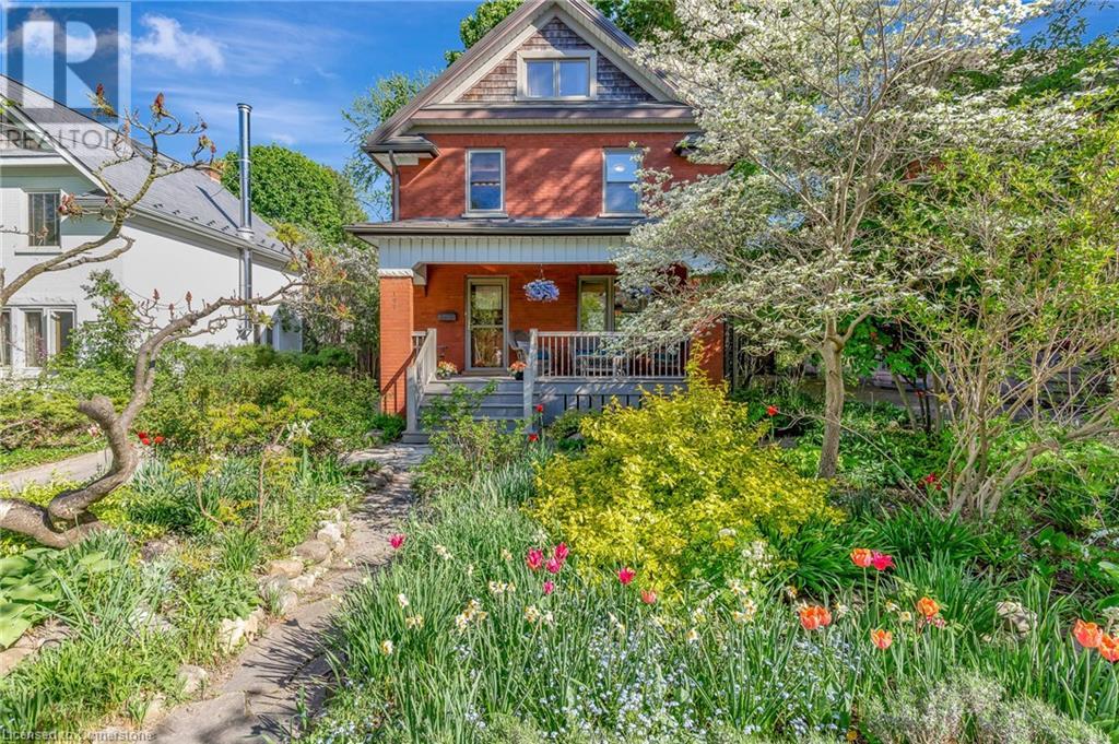 107 ALLEN Street W, Waterloo, Ontario N2L1E6 | REALTOR.ca