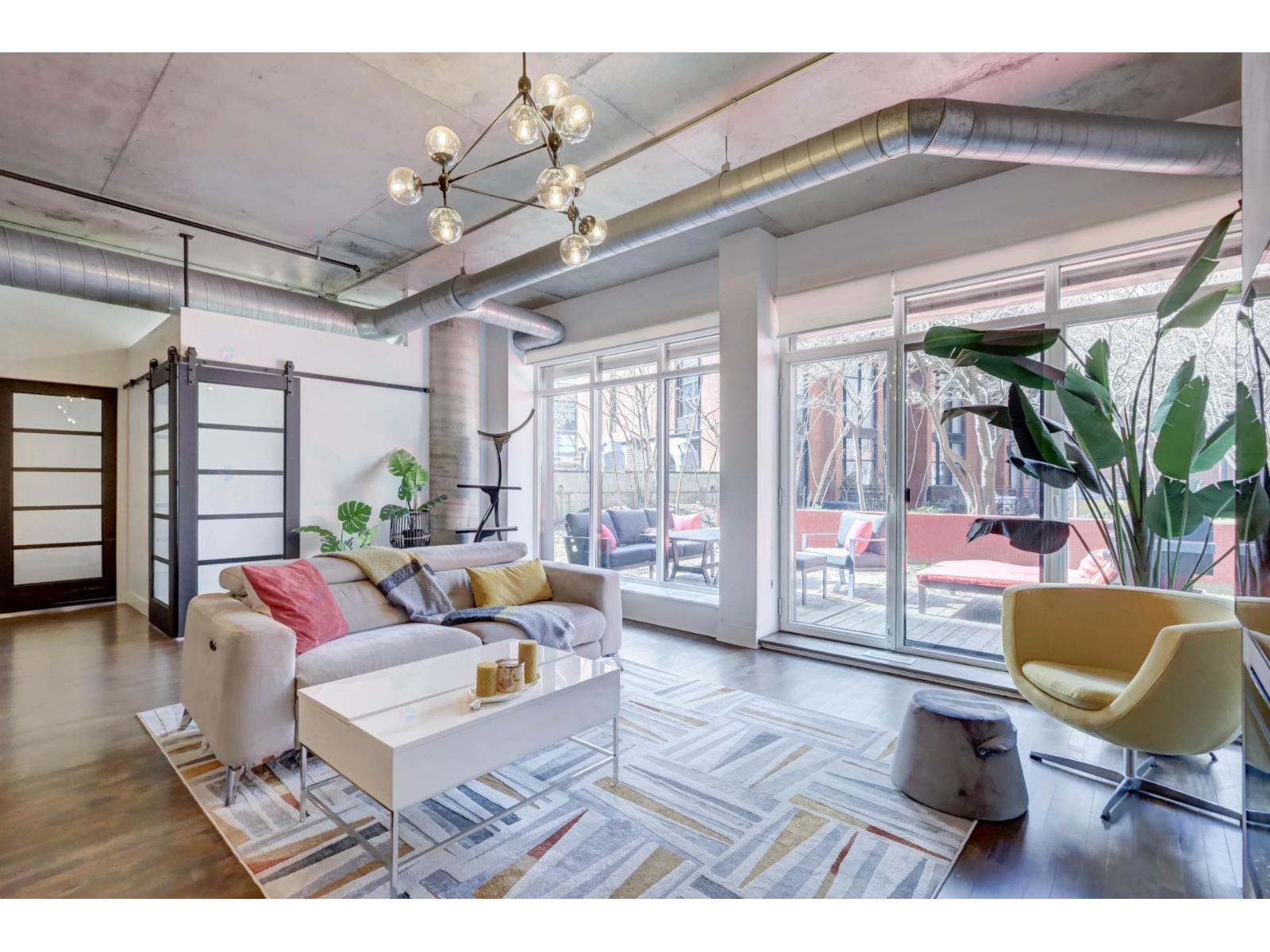 À vendre : 555 Rue de la Commune O., #106, Montréal (Ville-Marie ...