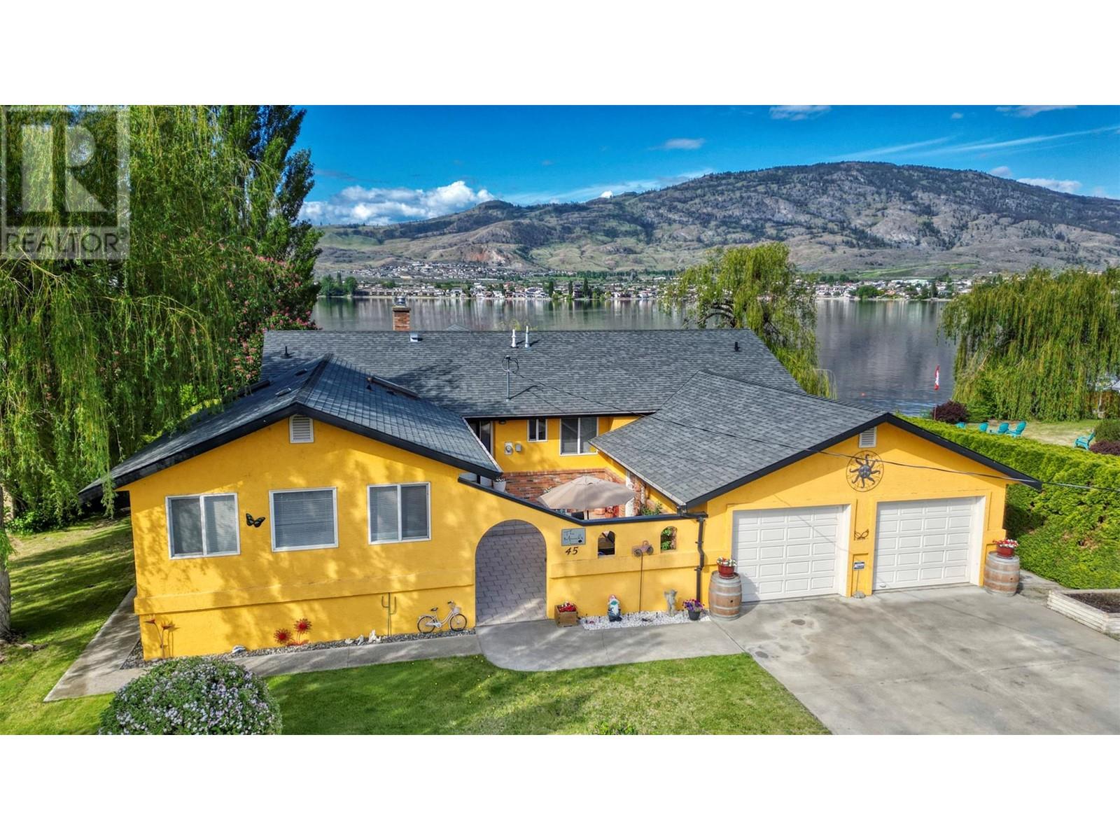 For sale: 45 HARBOUR KEY Drive, Osoyoos, British Columbia V0H1V3 ...