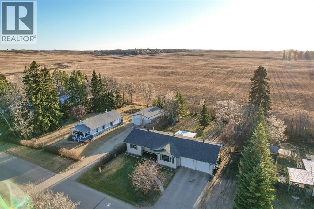 For sale: 4928 52 Street, Clive, Alberta T0C0Y0 - A2212078 | REALTOR.ca
