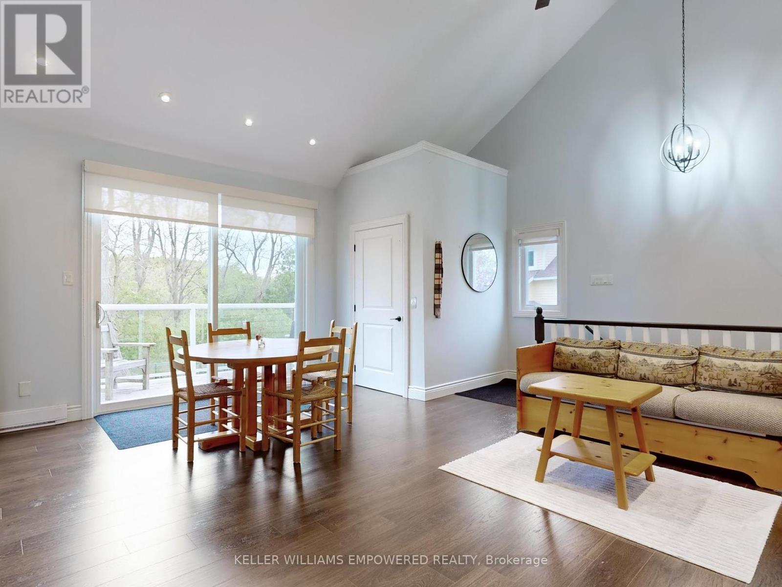 For sale: 6 MACLEOD ESTATE COURT, Richmond Hill (Jefferson), Ontario ...