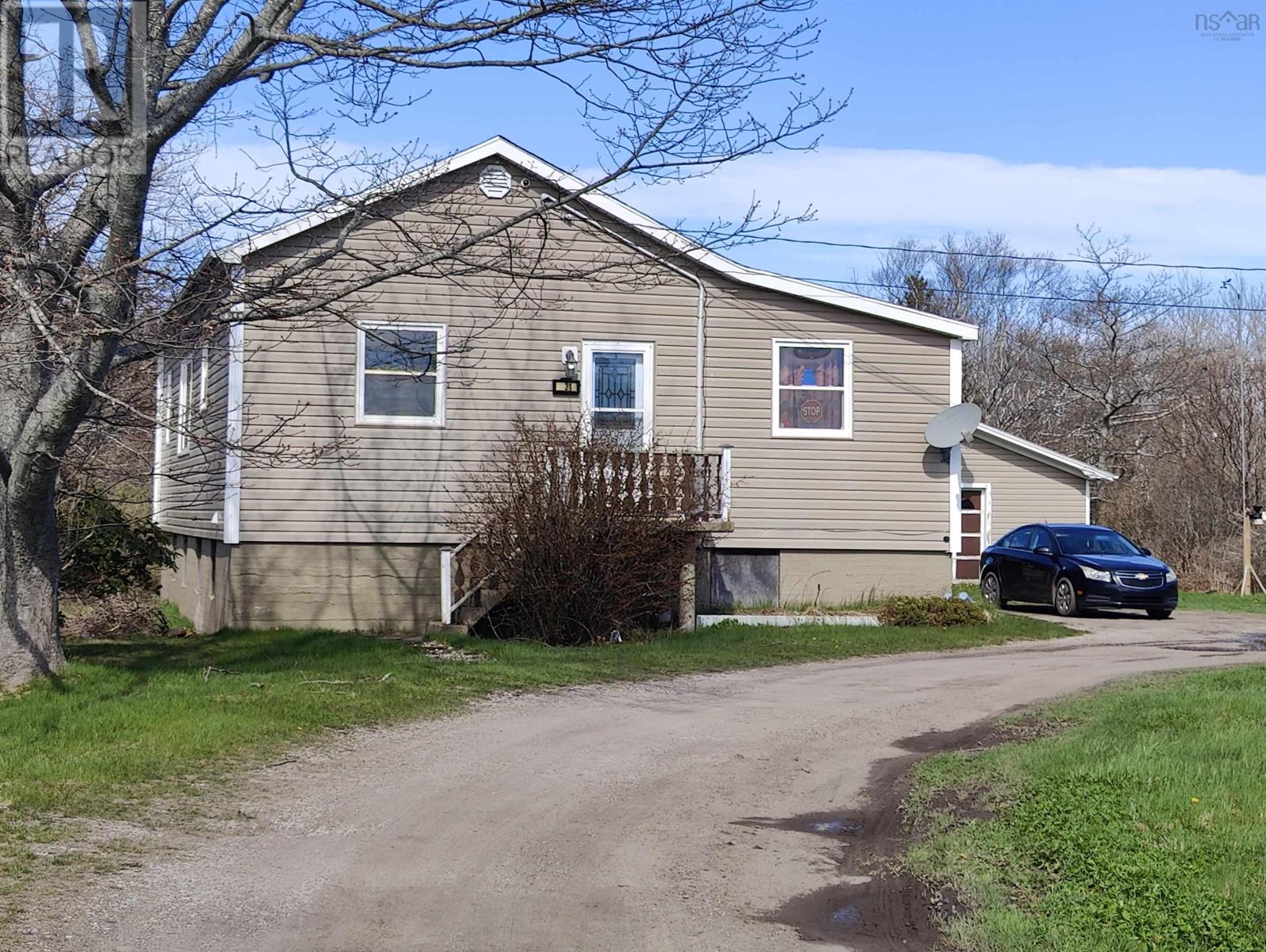 131 Maple Avenue, Glace Bay, Nova Scotia B1A2H9 | REALTOR.ca