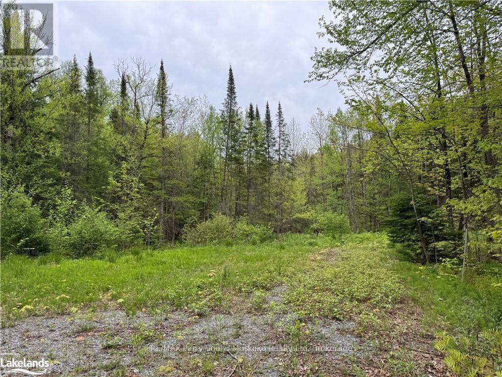 For sale: 64 WOODLAND DRIVE, Seguin, Ontario P0C1J0 - X12169448 ...