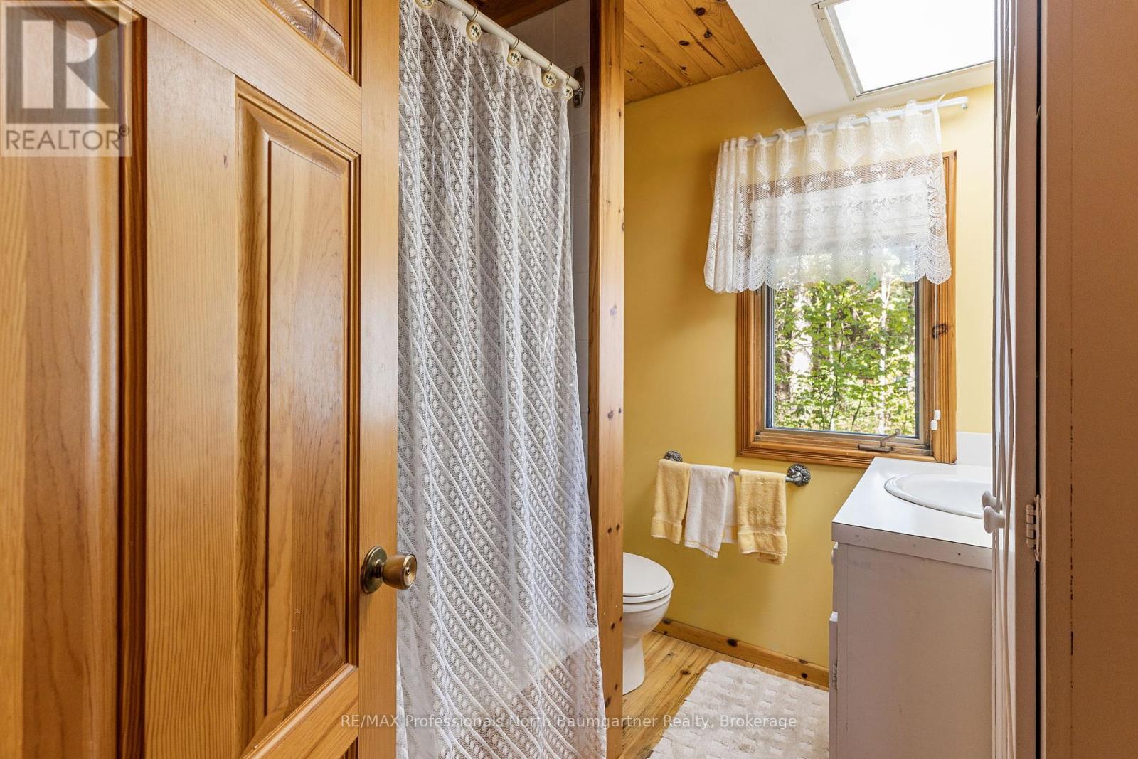 For sale: 6469 KENNISIS LAKE ROAD, Dysart et al (Havelock), Ontario ...