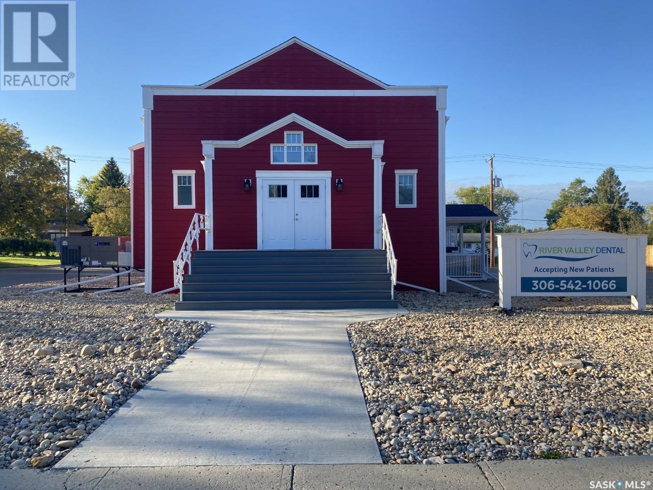 For sale: 184 Queen Elizabeth BOULEVARD, Kamsack, Saskatchewan S0A1S0 ...