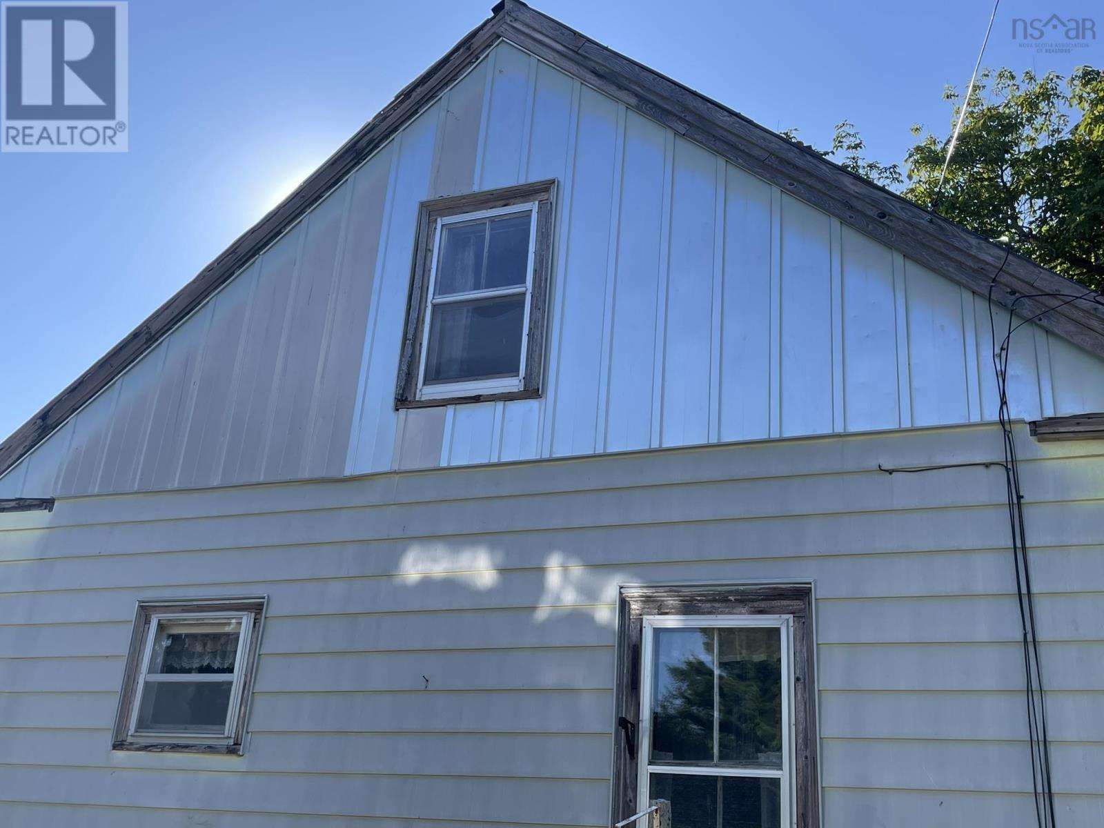 For sale: 1458 Bluff Road, Hants Border, Nova Scotia B0P1P0 - 202427783 ...