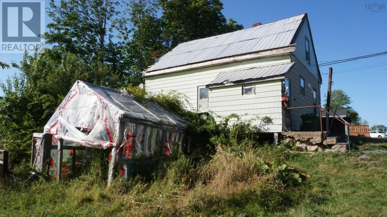 For sale: 1458 Bluff Road, Hants Border, Nova Scotia B0P1P0 - 202427783 ...