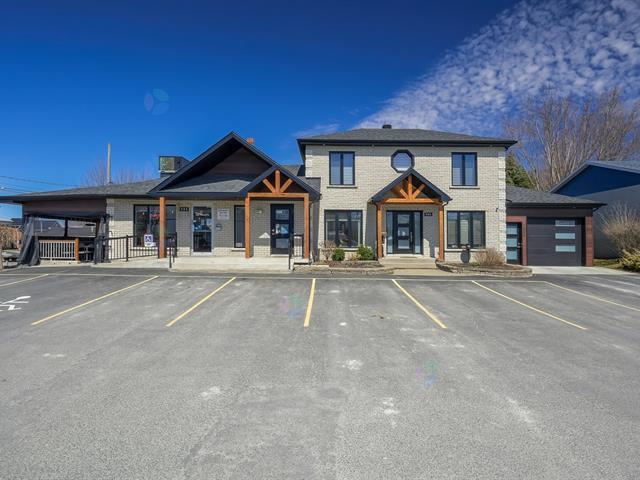 For sale: 880-900 Rue Daigneault, Acton Vale, Quebec J0H1A0 - 28247258 ...
