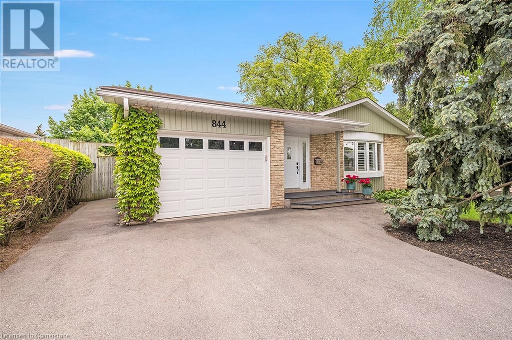À vendre : 844 HEMLOCK Drive, Milton, Ontario L9T3V5 - 40734552 ...