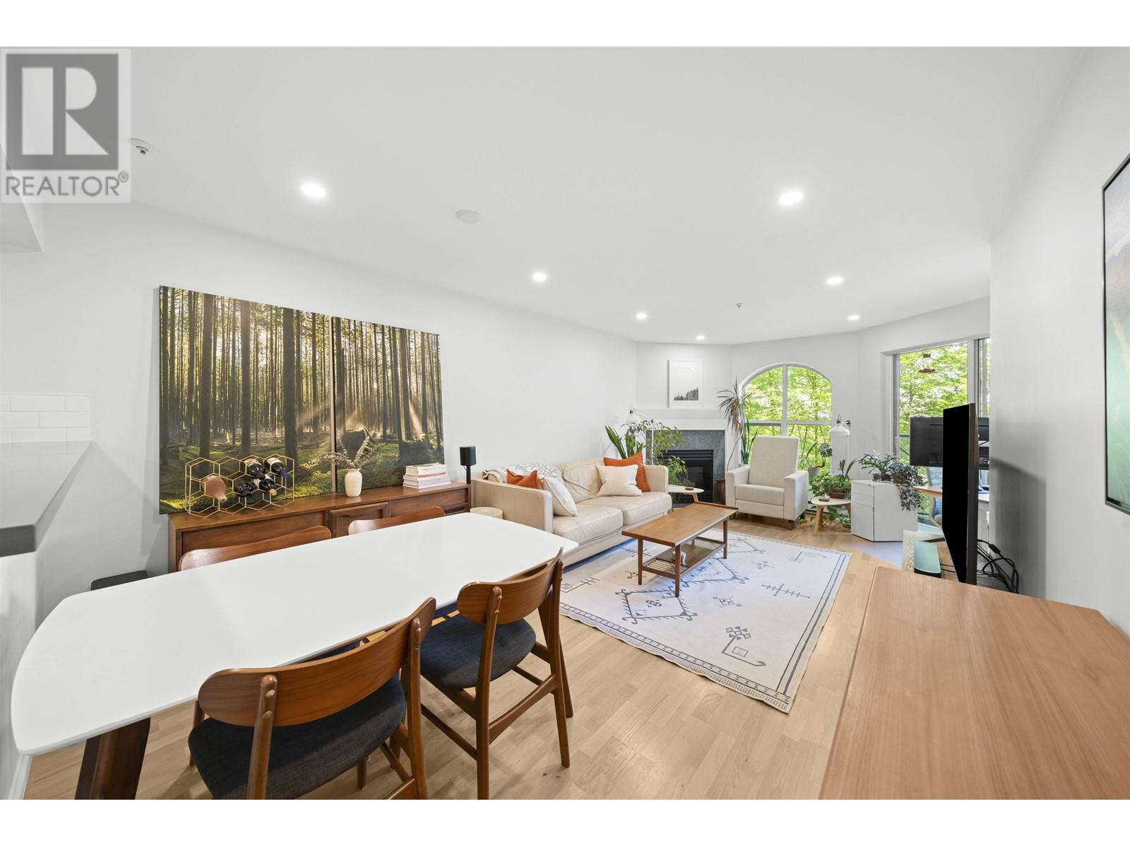 For sale: 318 511 W 7TH AVENUE, Vancouver, British Columbia V5Z4R2 ...