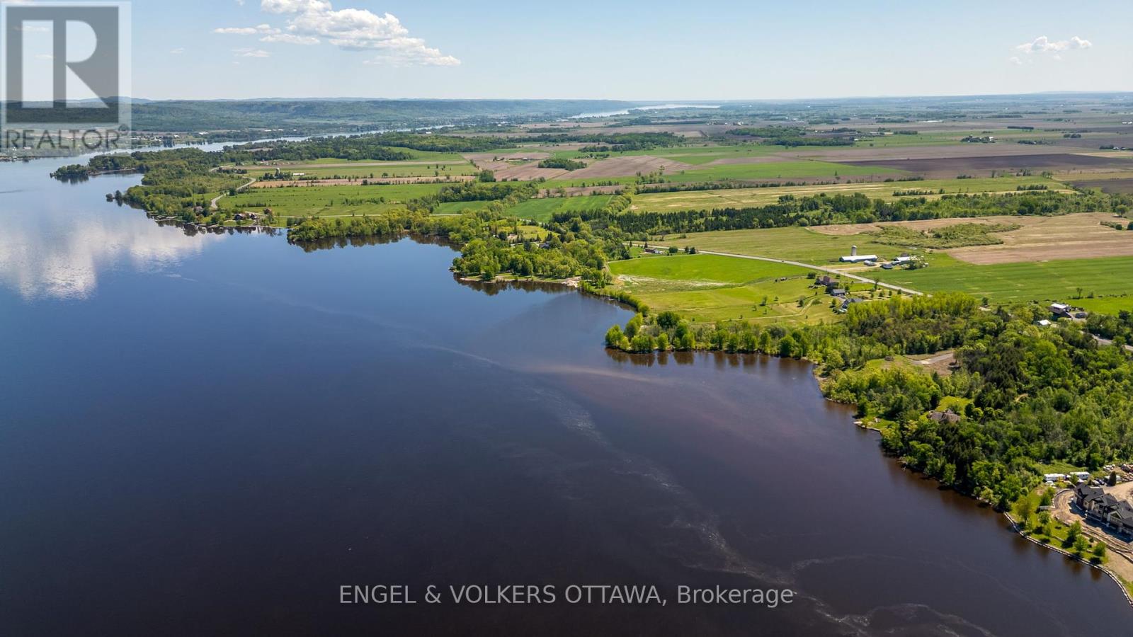 For sale: 3531 CONCESSION 1, Alfred and Plantagenet, Ontario N0J1Y0 ...