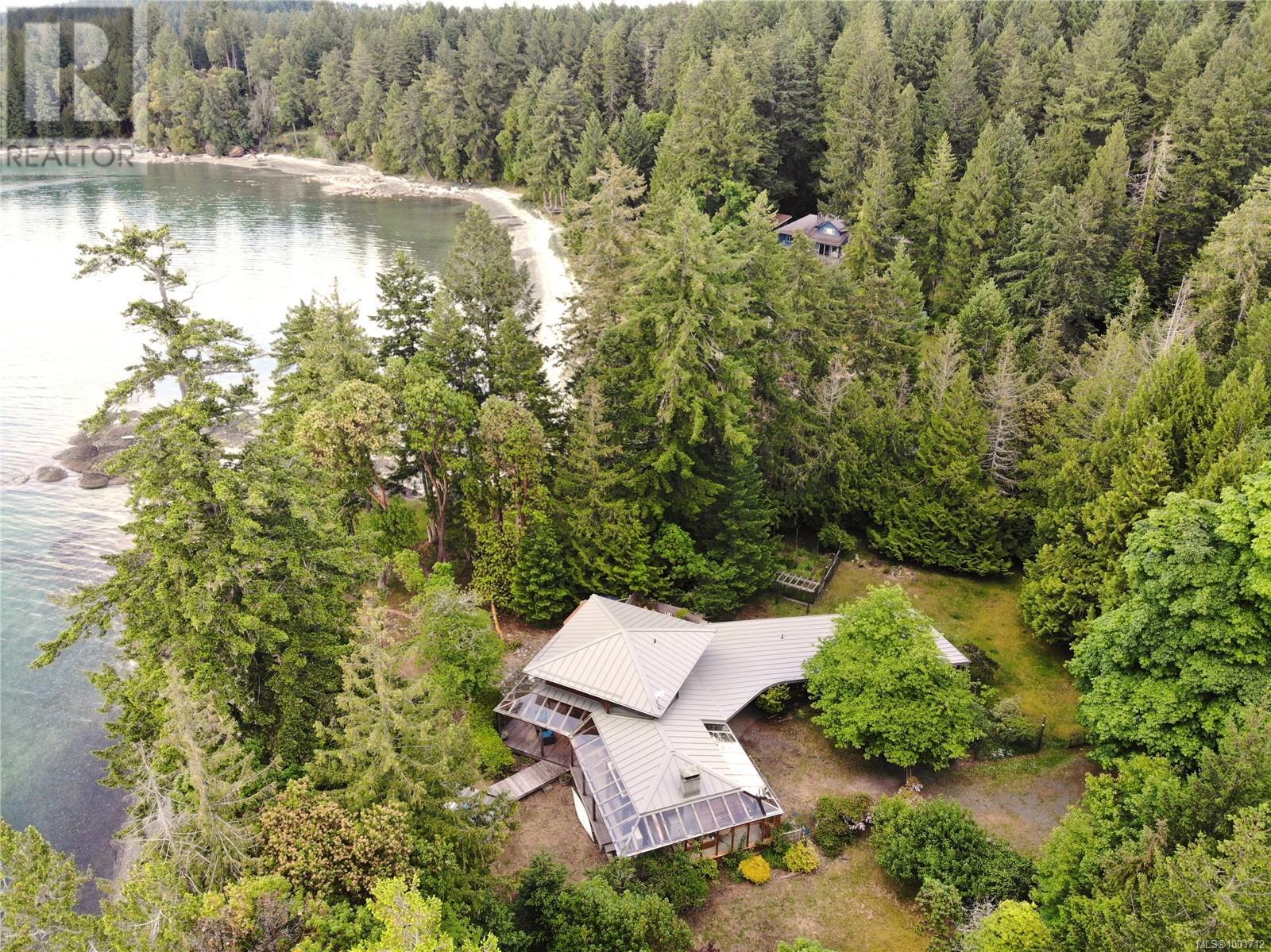 For sale: 7161 Komas Rd, Denman Island, British Columbia V0R1T0 ...