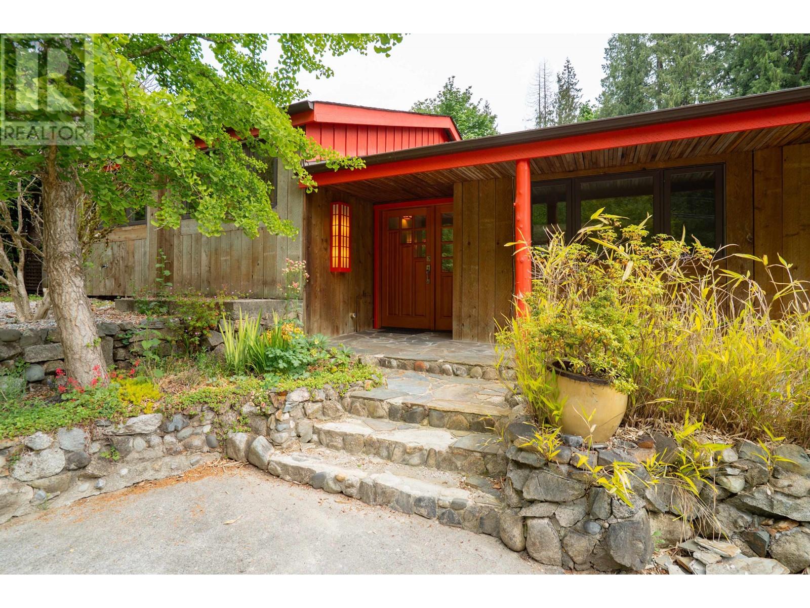 For sale: 1170 FLUME ROAD, Roberts Creek, British Columbia V0N2W2 ...