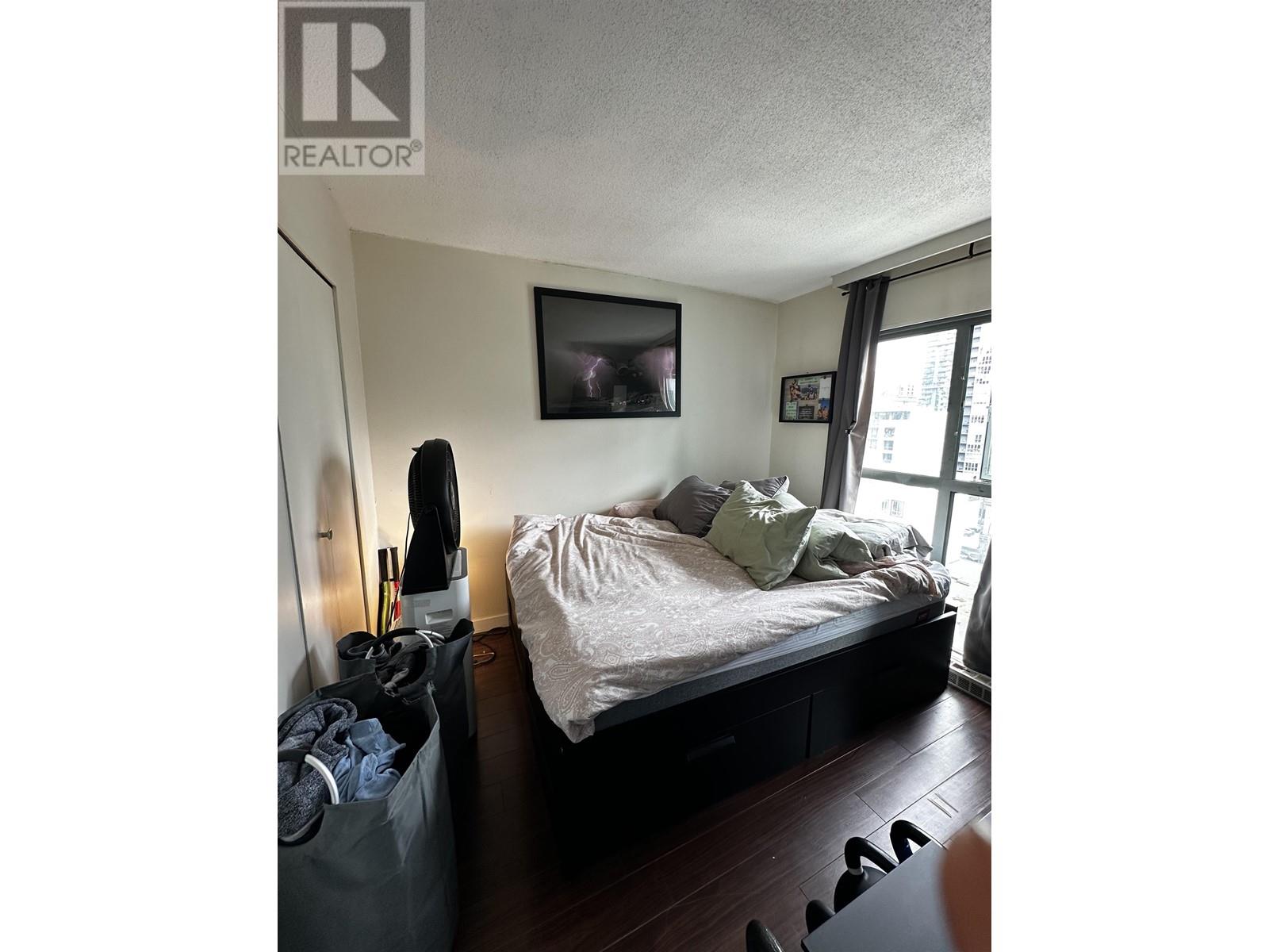 For sale: 806 1188 HOWE STREET, Vancouver, British Columbia V6Z2S8 ...