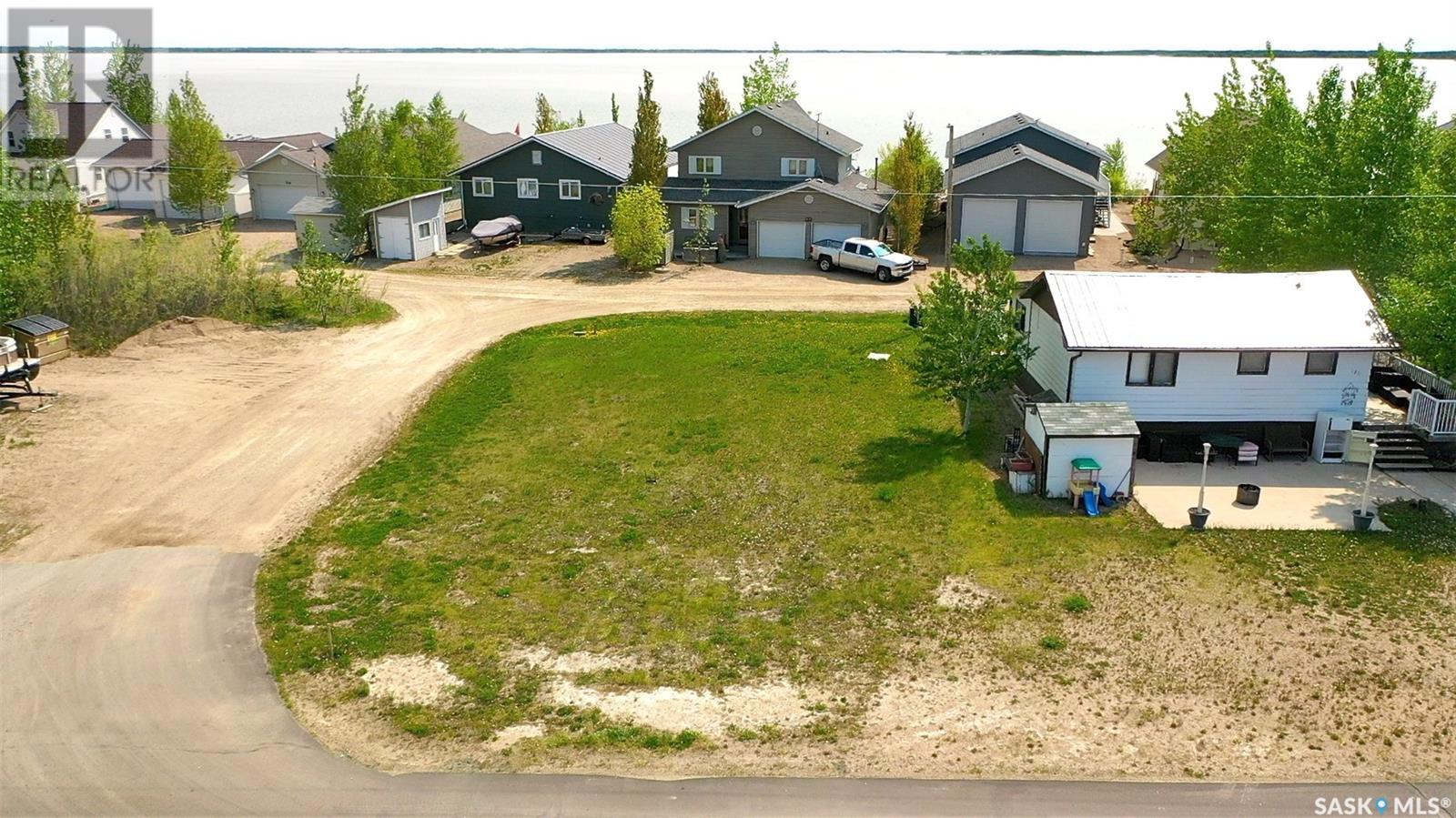 For sale: 245 Lakeshore DRIVE, Leslie Beach, Saskatchewan S0A1A0 ...