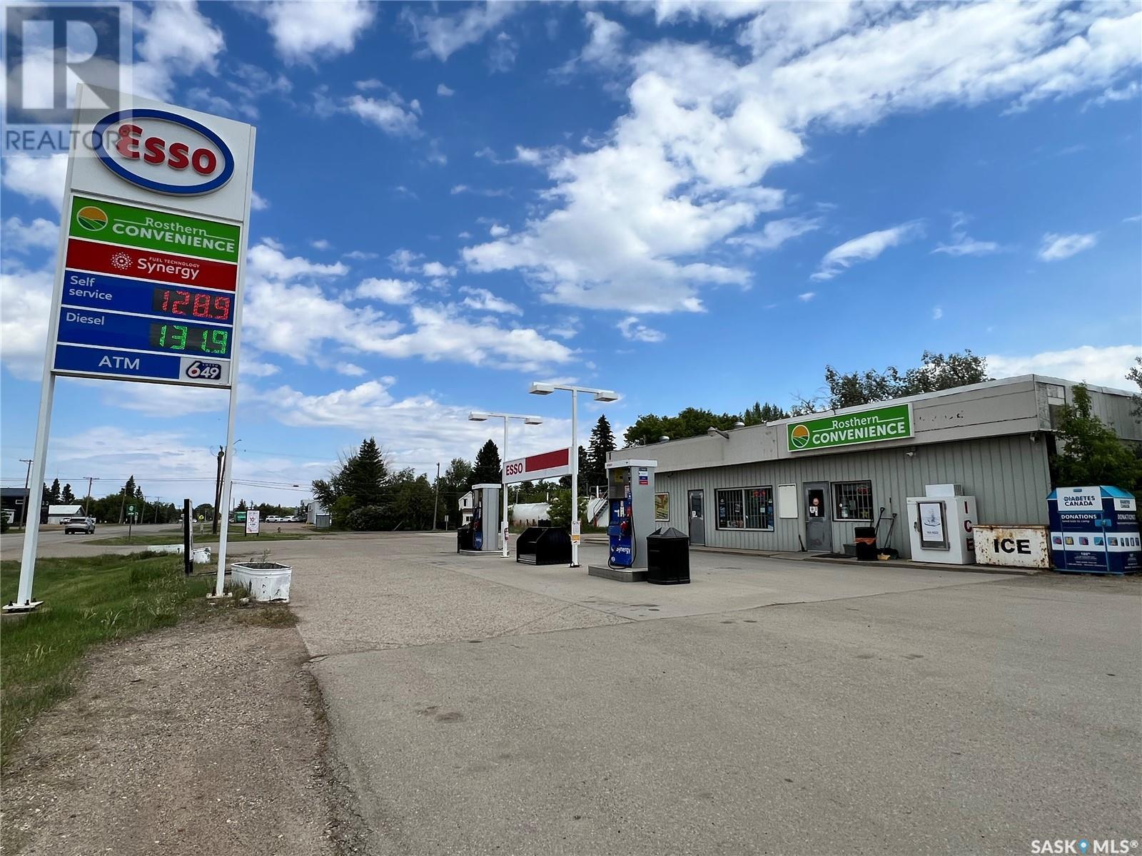 For sale: 6051 Saskatchewan STREET, Rosthern, Saskatchewan S0K3R0 ...