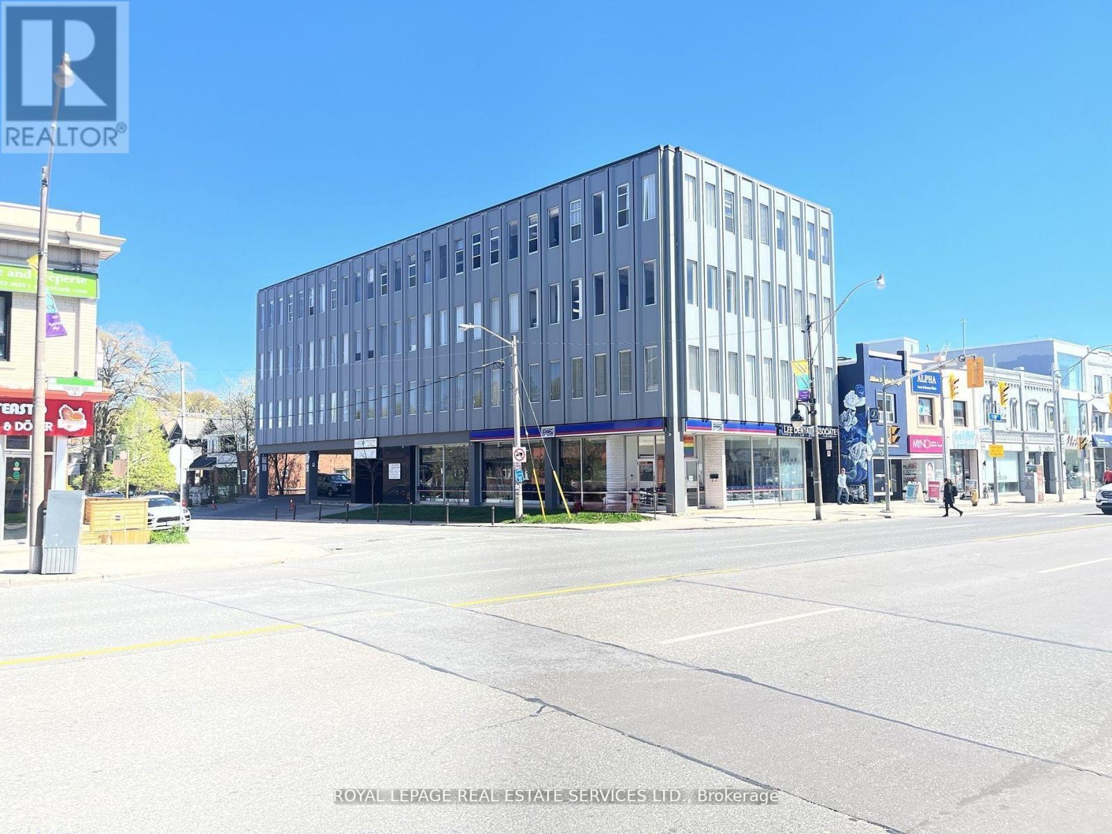 For lease: 305 - 3335 YONGE STREET, Toronto (Lawrence Park North ...