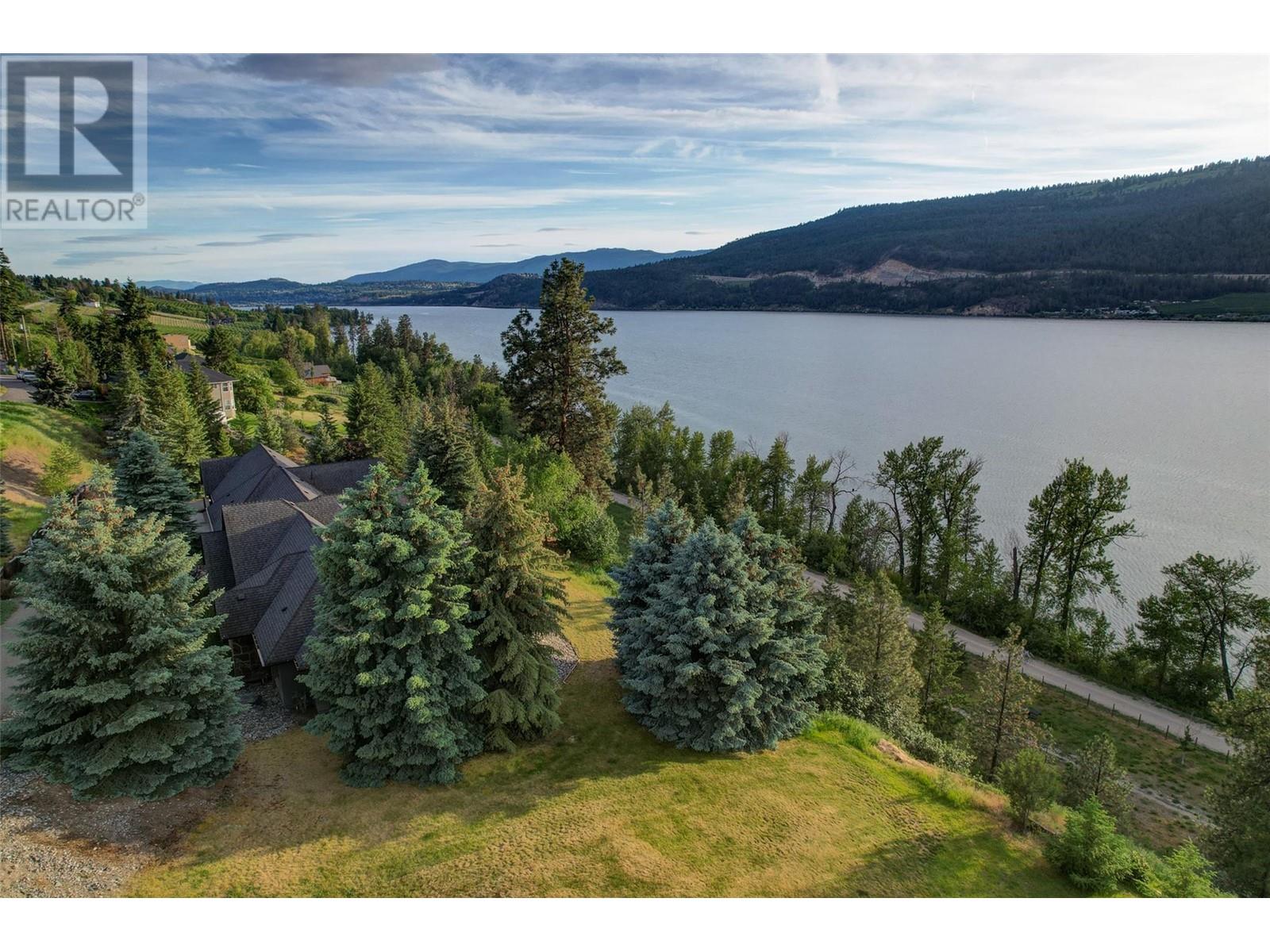 For sale: 15026 Oyama Road, Lake Country, British Columbia V4V2C6 ...