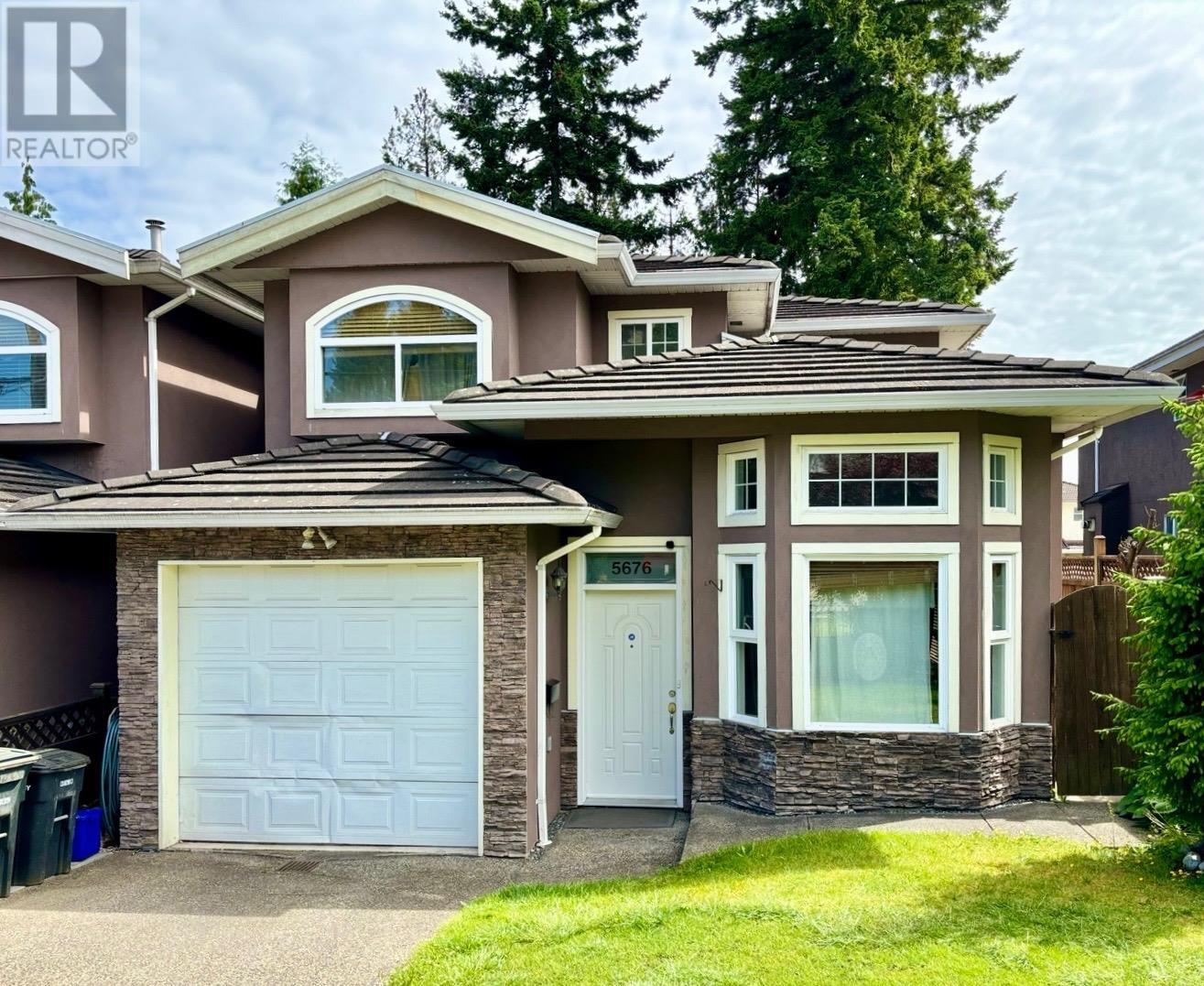 For sale: 5676 RUMBLE STREET, Burnaby, British Columbia V5J2C2 ...