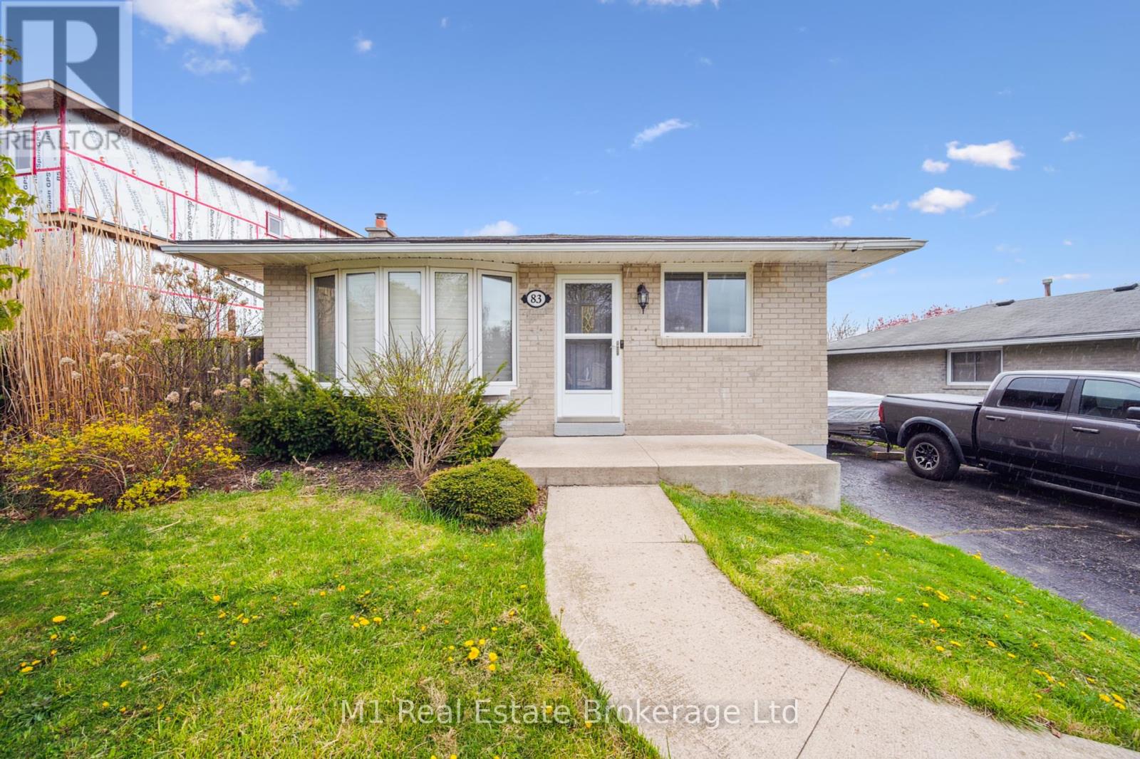 For sale: 83 SCOTT ROAD, Cambridge, Ontario N3C2X6 - X12126441 | REALTOR.ca