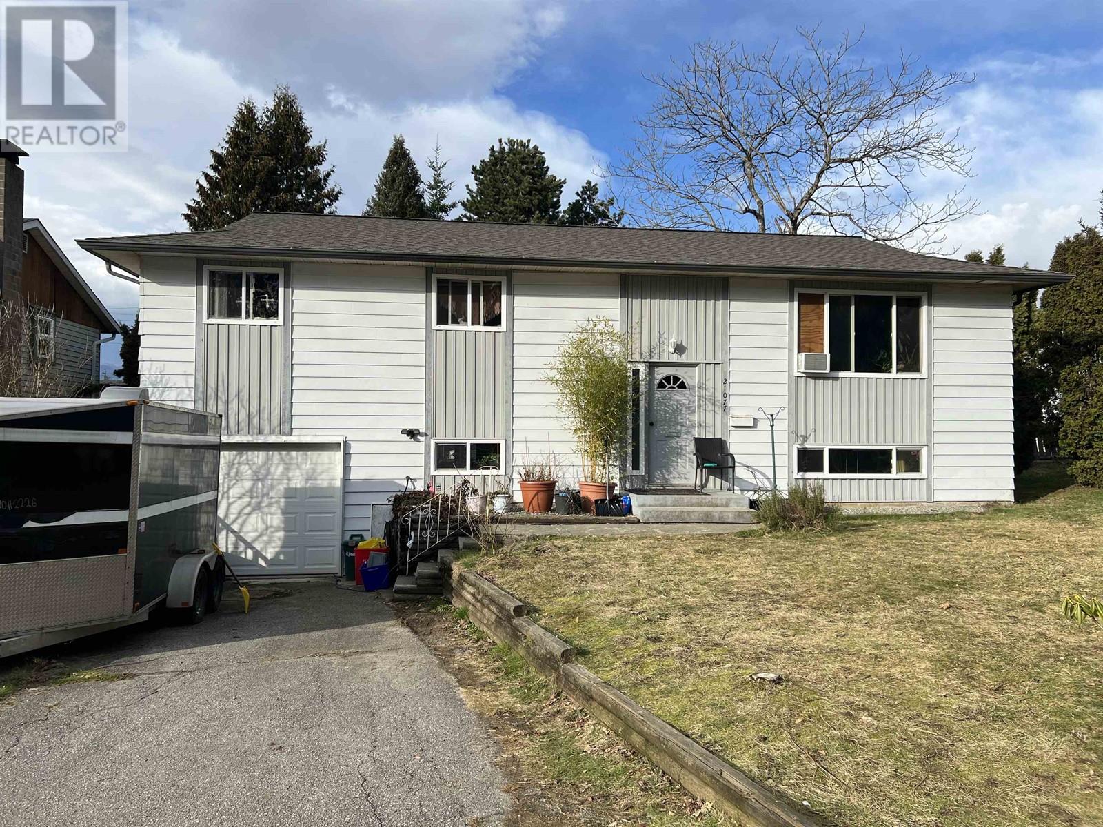 For sale: 21077 COOK AVENUE, Maple Ridge, British Columbia V2X7P7 ...
