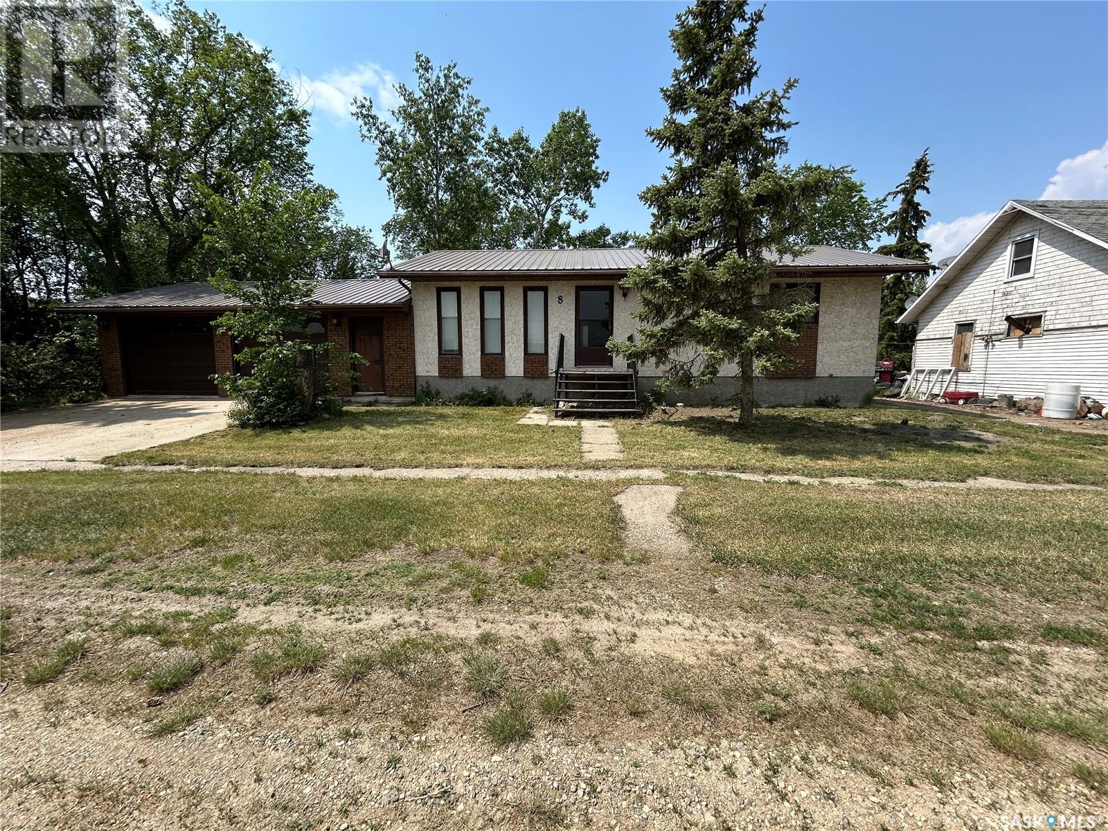 For sale: 8 McCulloch STREET, Fillmore, Saskatchewan S0G1N0 - SK008668 ...