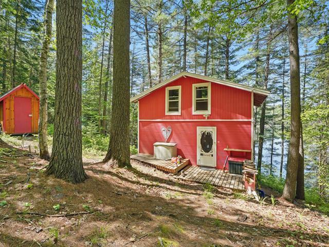 For sale: 21 Ch. du Lac-Vert, Waltham, Quebec J0X3H0 - 11422473 ...
