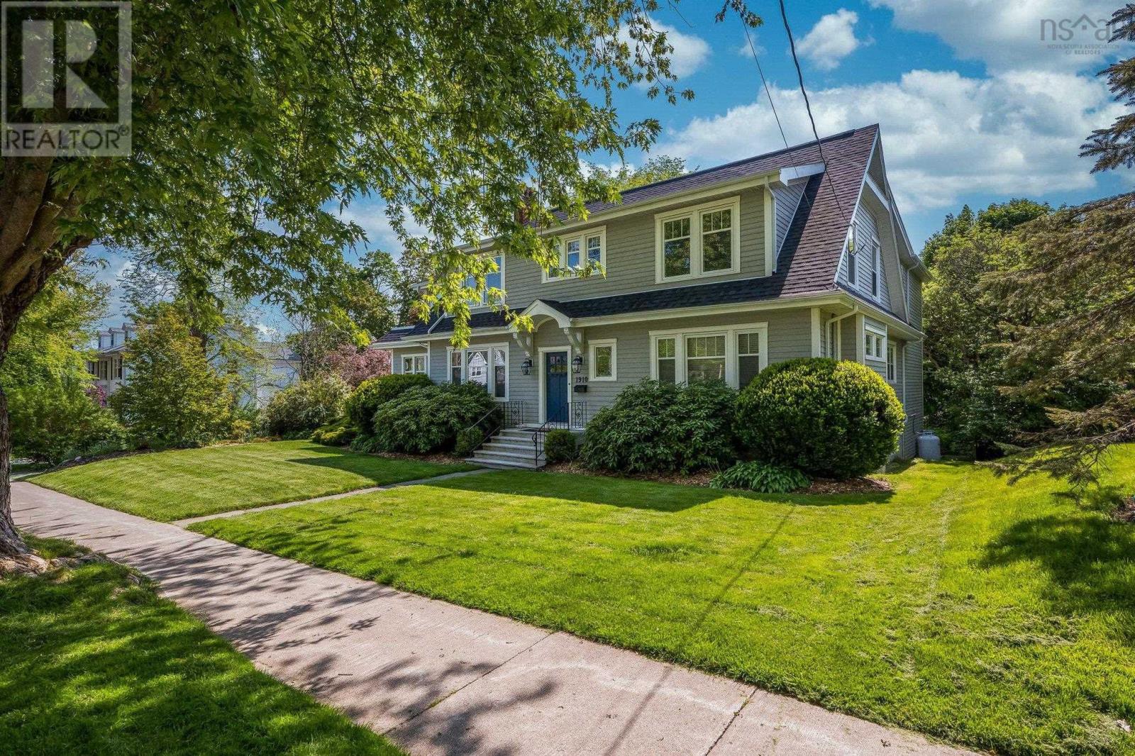 For sale: 1910 Bloomingdale Terrace, Halifax, Nova Scotia B3H4E5 ...