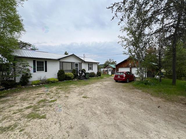 For sale: 2072 Ch. de Moffet-Latulipe, Latulipe-et-Gaboury, Quebec ...